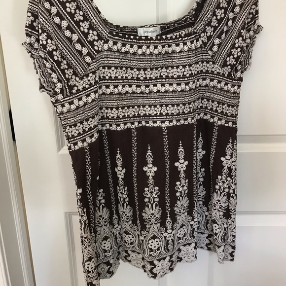 dressbarn | Tops | Capped Sleeve Top With Pretty Embroidery Design ...